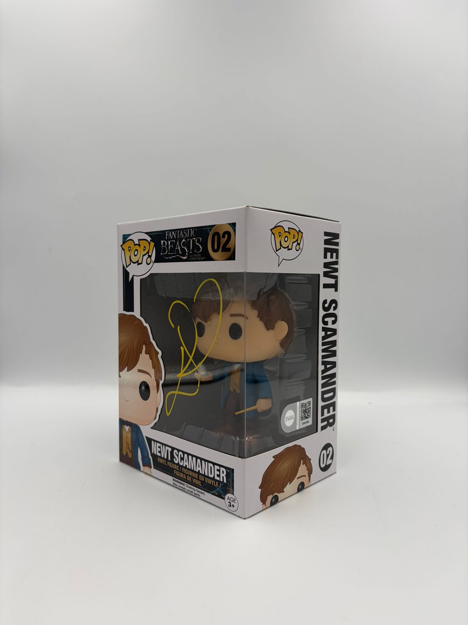 Newt Scamander - #02 - Funko Pop! - Fantastic Beats - Signed By - Cert